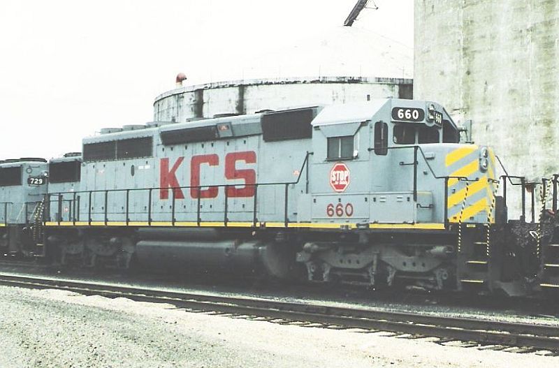 SD 40-2 660